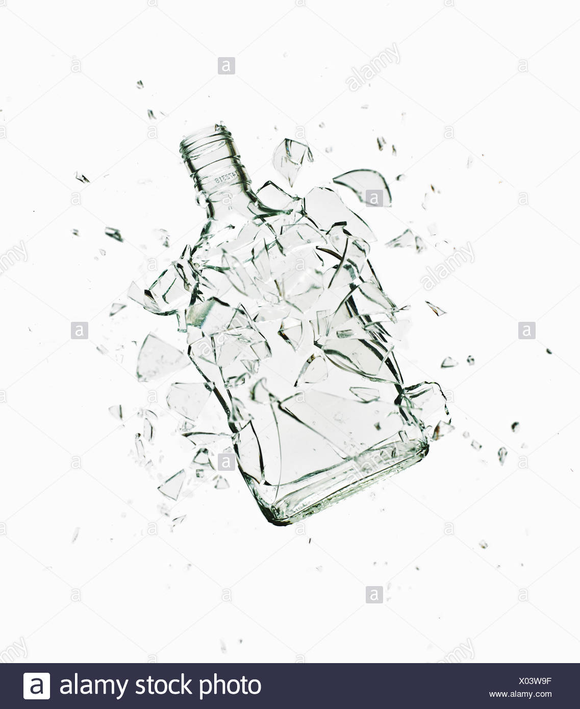 Broken Glass Bottle Stock Photos & Broken Glass Bottle Stock Images - Alamy