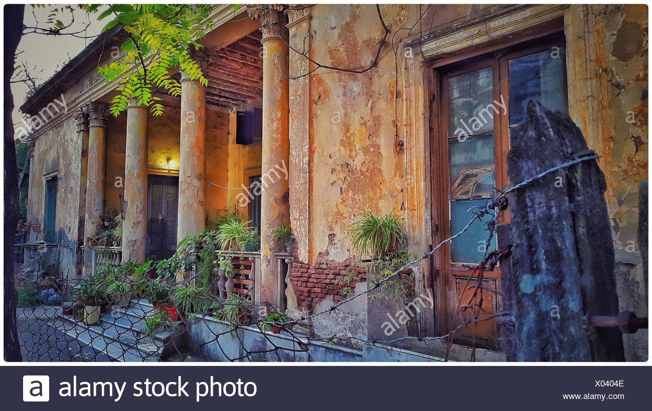 Exterior Abandoned House High Resolution Stock Photography and Images ...
