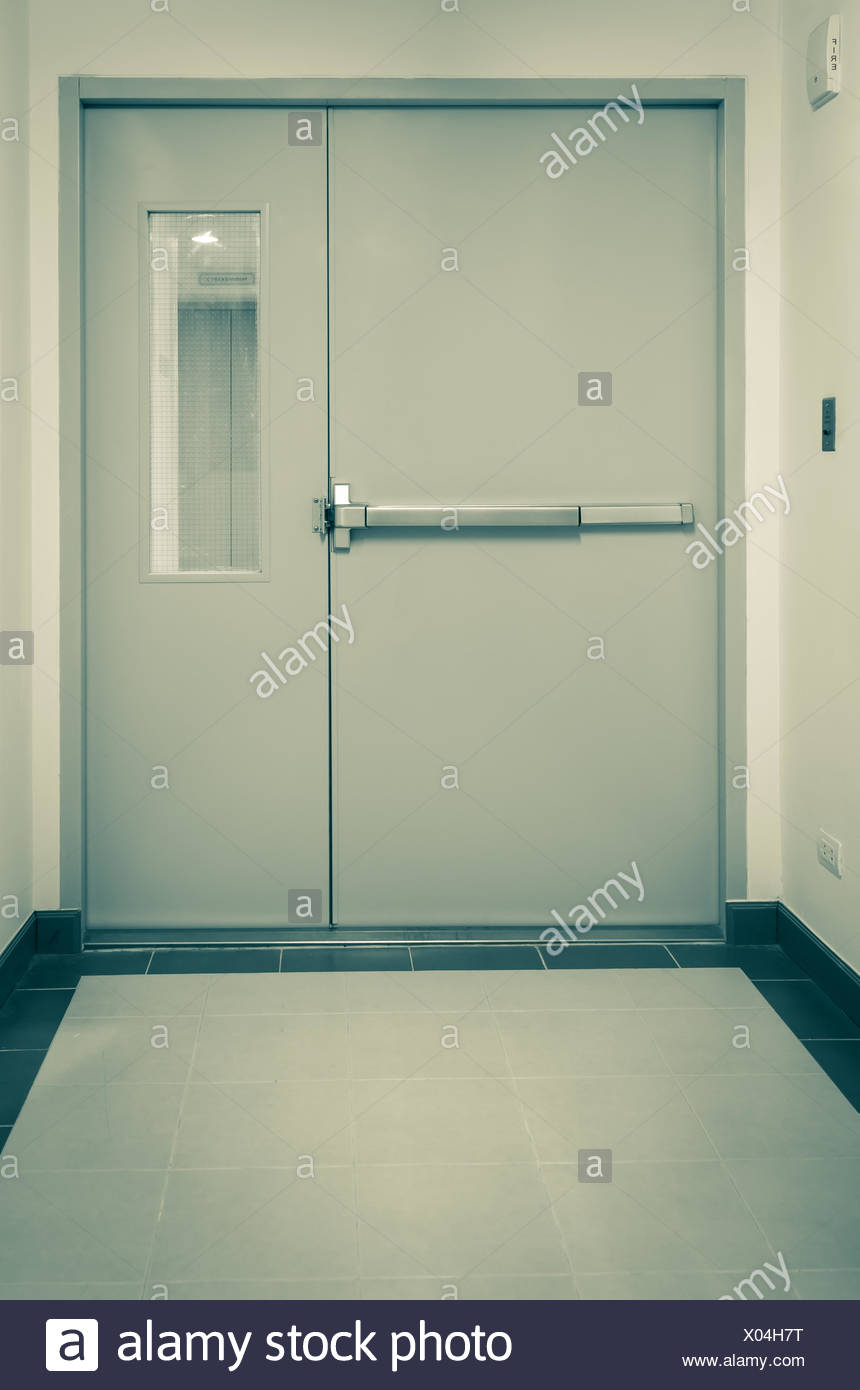 Push Bar To Door Fire Exit High Resolution Stock Photography and Images ...