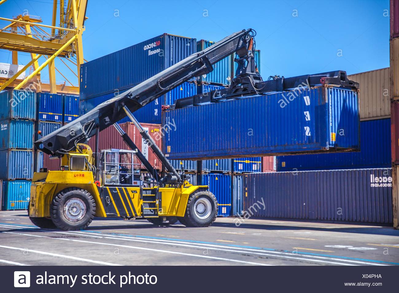 Empty And Laden Container Handling High Resolution Stock Photography ...