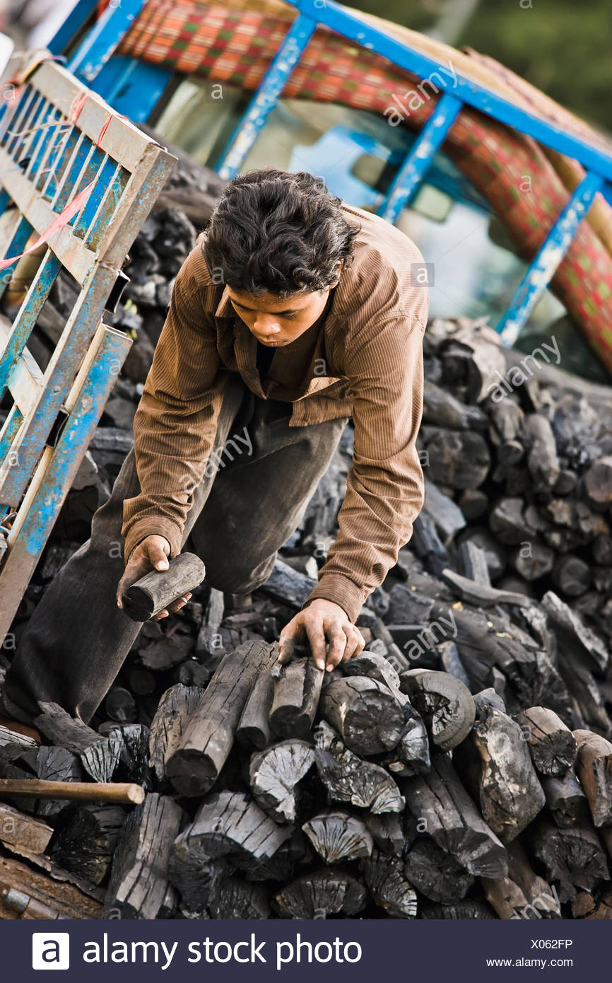 Coal Delivery High Resolution Stock Photography and Images - Alamy