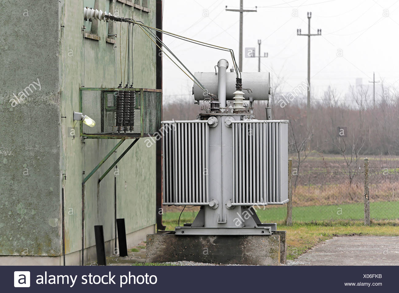 Step Down Transformer High Resolution Stock Photography and Images - Alamy