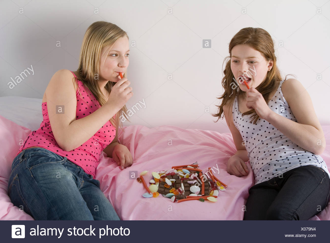 Girls With Sweets High Resolution Stock Photography and Images - Alamy