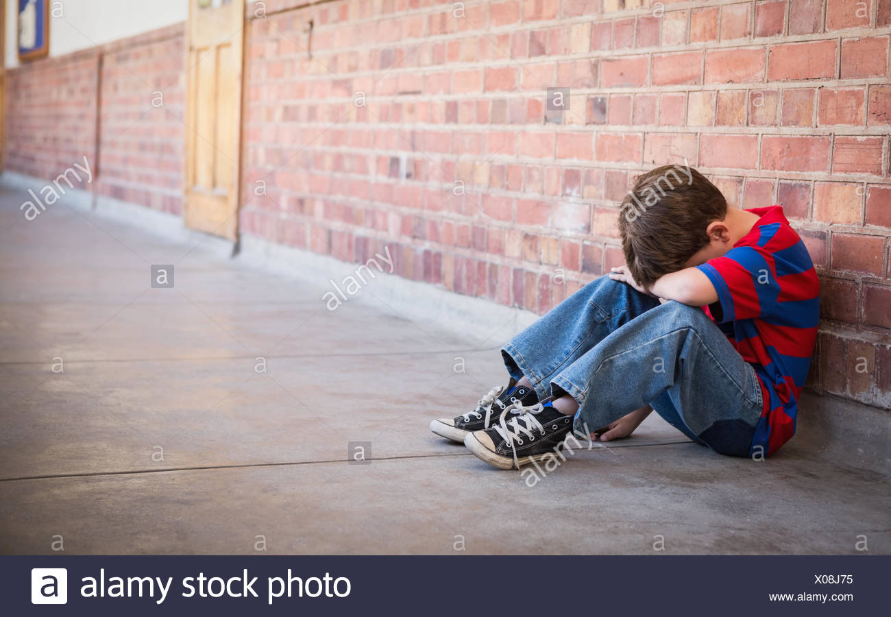 School Corridor Alone High Resolution Stock Photography and Images - Alamy