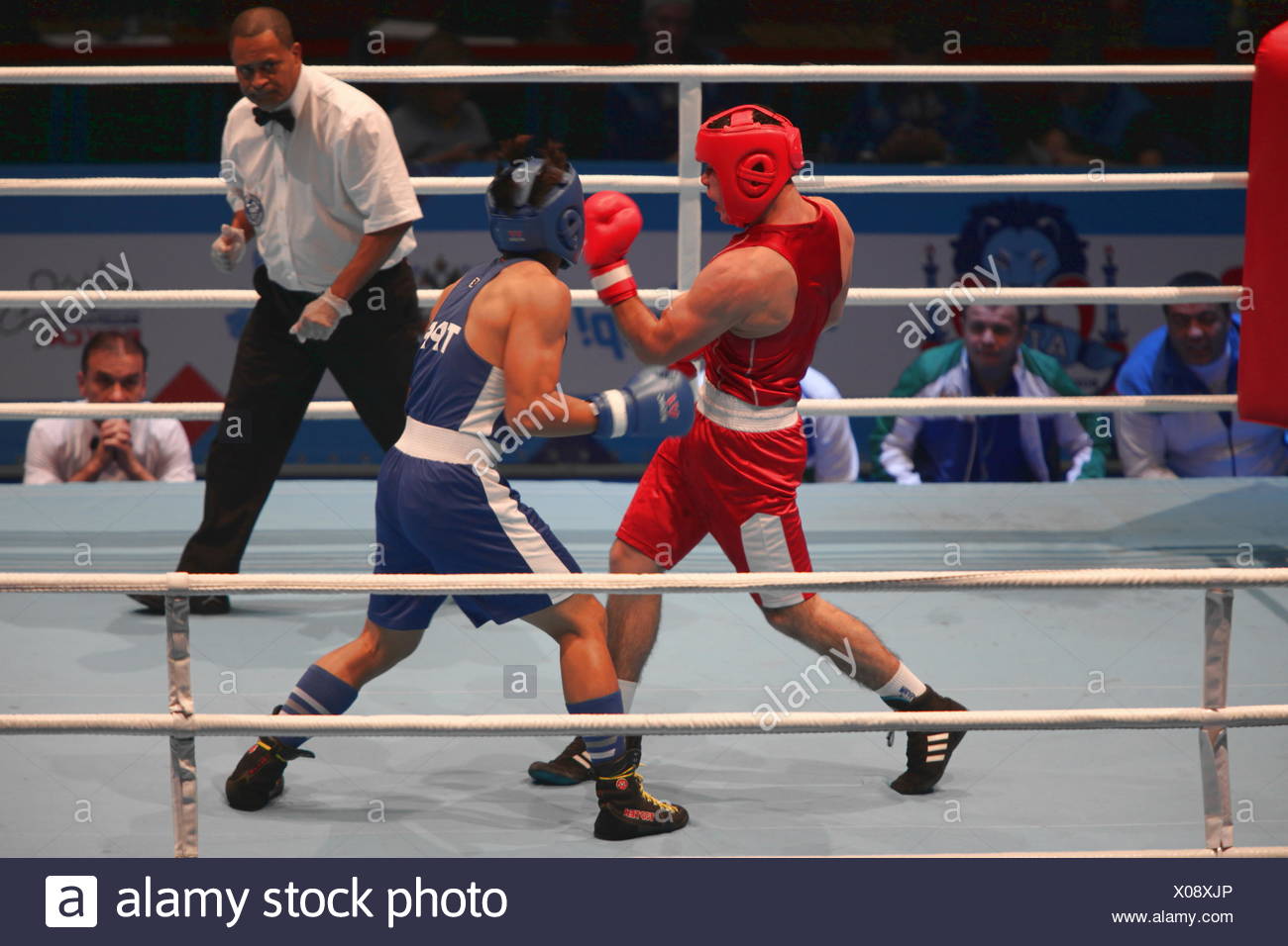 Uppercut High Resolution Stock Photography and Images - Alamy