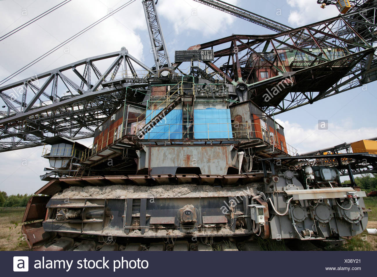 Giant Excavators High Resolution Stock Photography and Images - Alamy