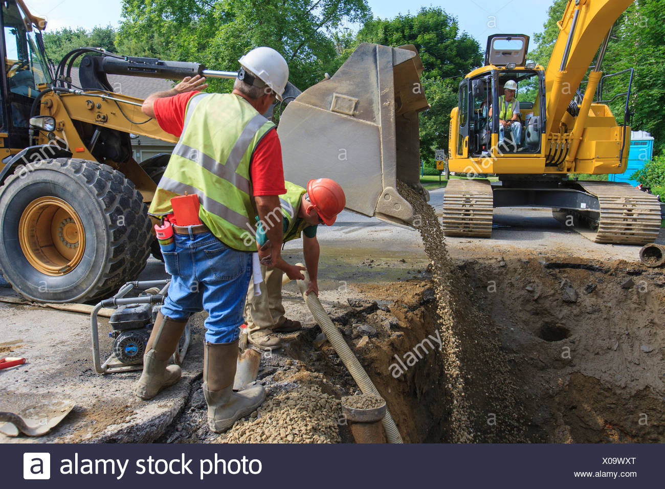 Working With Gravel High Resolution Stock Photography and Images - Alamy