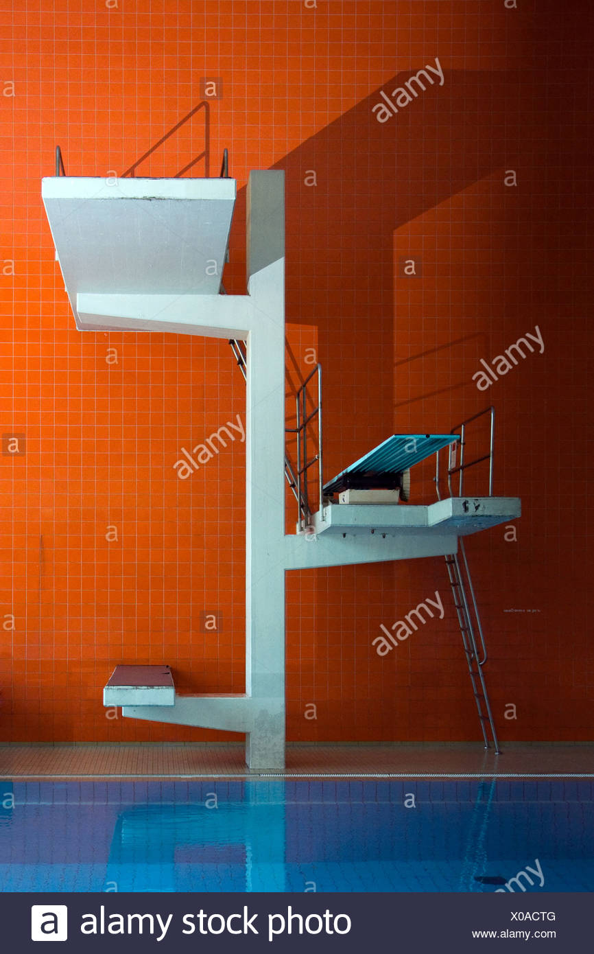 Pool Diving Stock Photos & Pool Diving Stock Images - Alamy