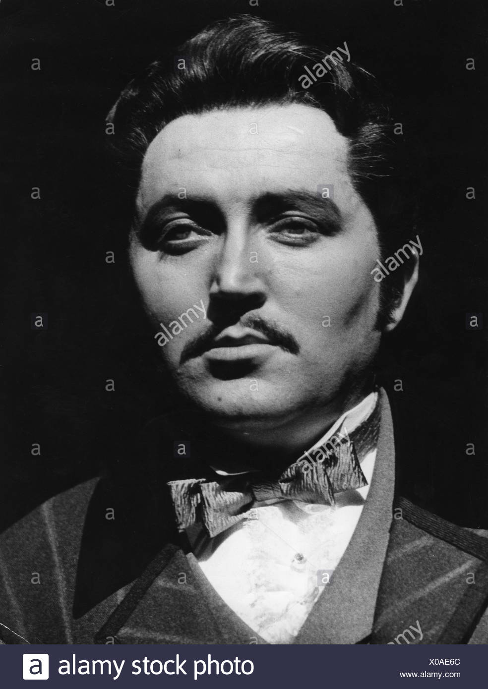 German Opera Singer Tenor High Resolution Stock Photography and Images ...