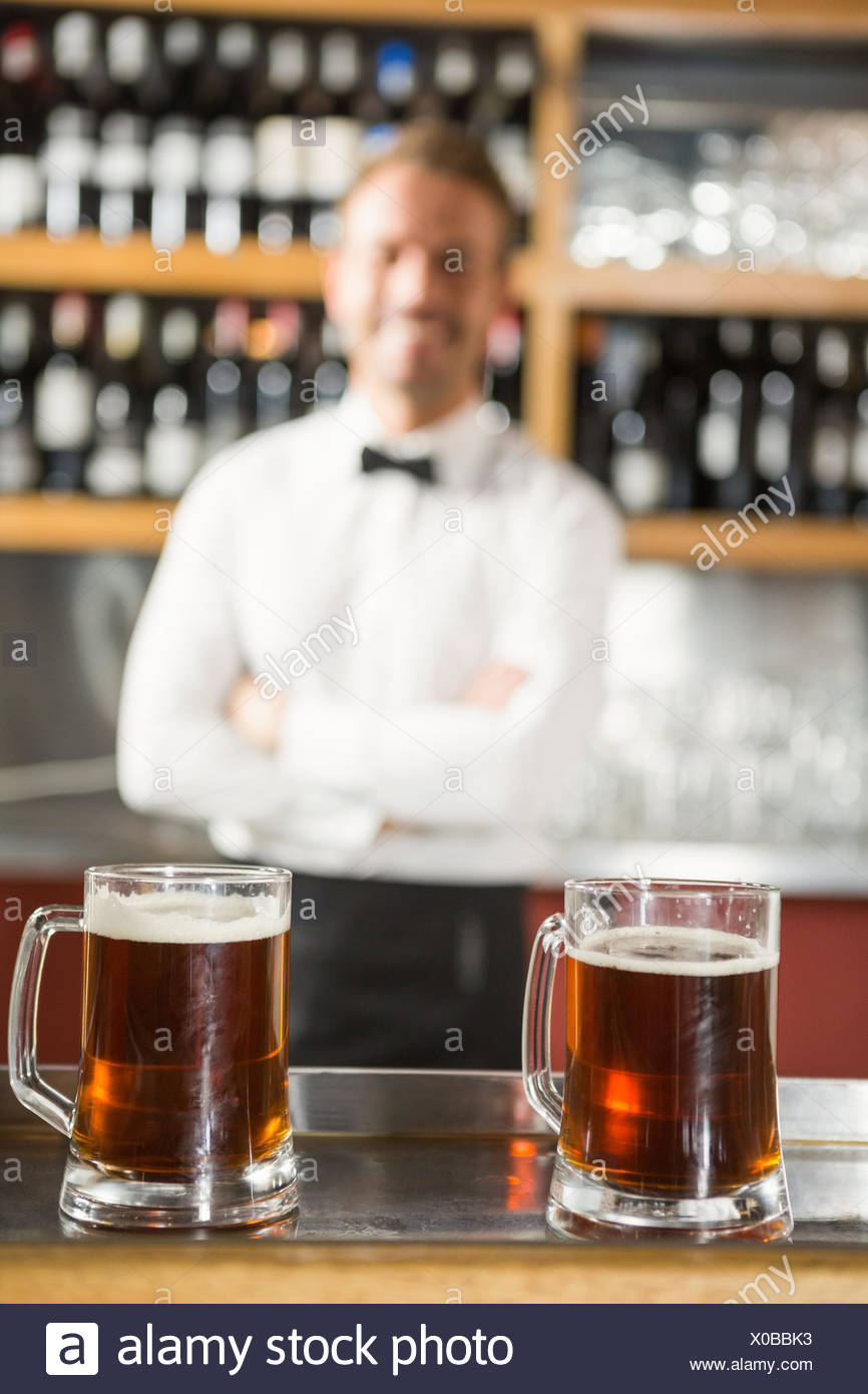Man Holding Pints Stock Photos & Man Holding Pints Stock Images - Alamy