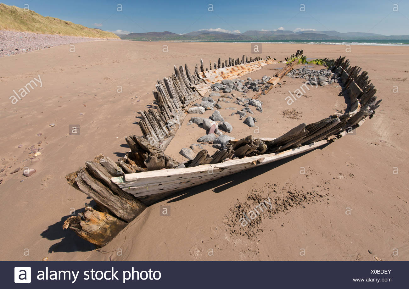 Rossbeigh Strand High Resolution Stock Photography and Images - Alamy