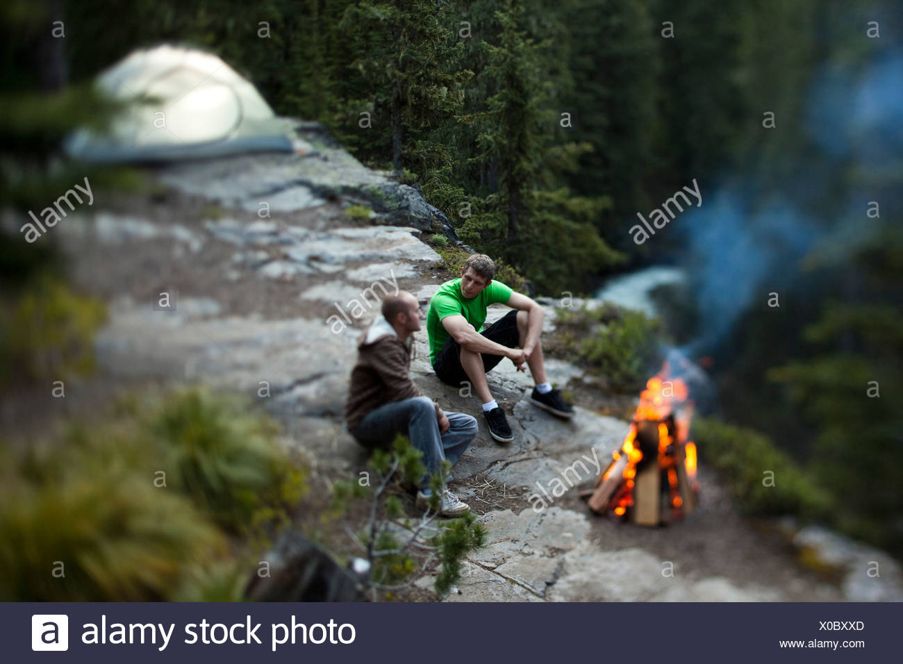 People Around A Campfire High Resolution Stock Photography and Images ...