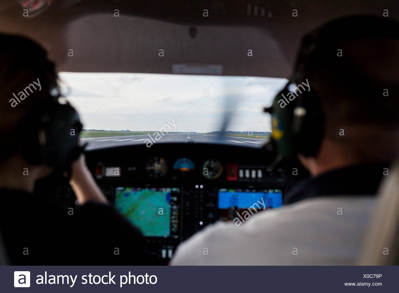 Airplane Cockpit Pilots Not Boeing High Resolution Stock Photography ...