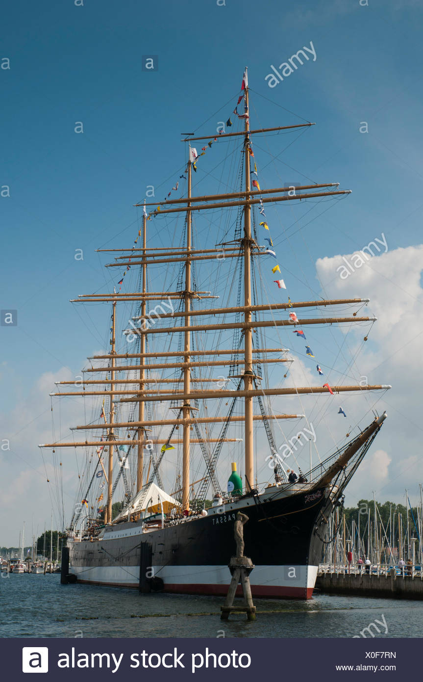 Sailing Barque High Resolution Stock Photography and Images - Alamy