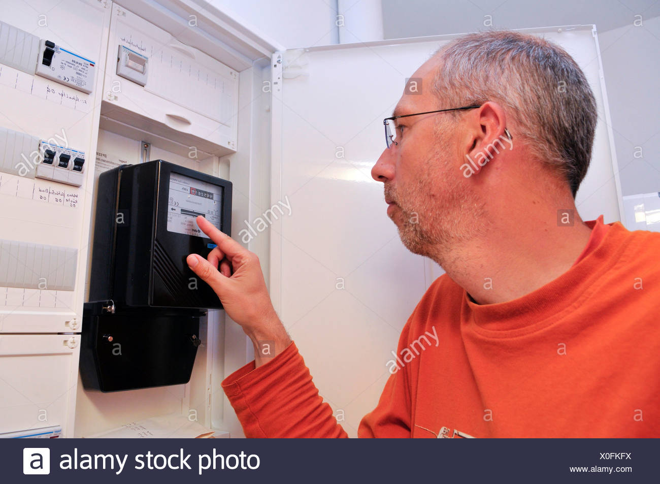 Reading Electricity Meter Stock Photos & Reading Electricity Meter ...
