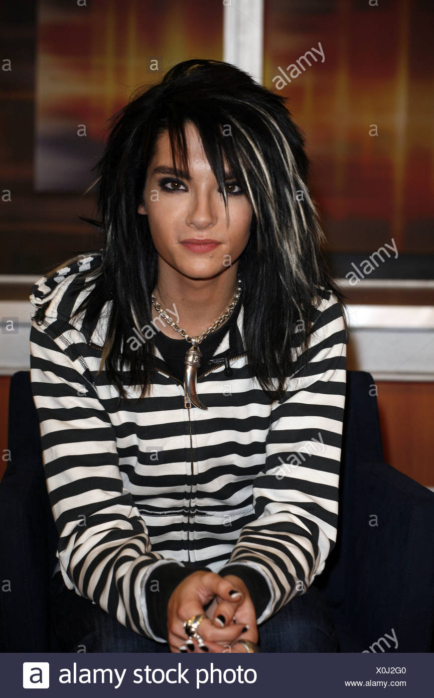 2000s Pop Band High Resolution Stock Photography and Images - Alamy