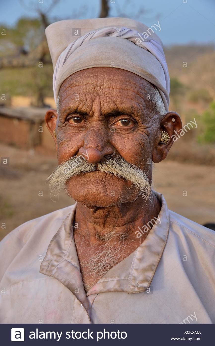 Maldhari Tribe High Resolution Stock Photography and Images - Alamy