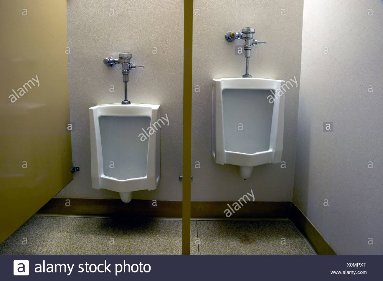 Men´s Restroom Stock Photos & Men´s Restroom Stock Images - Alamy