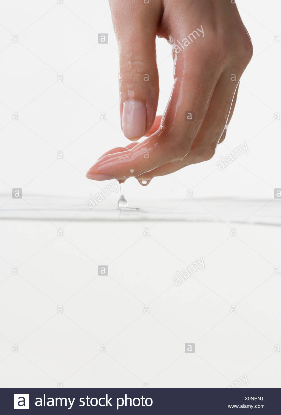 Water Dripping Hand Stock Photos & Water Dripping Hand Stock Images - Alamy