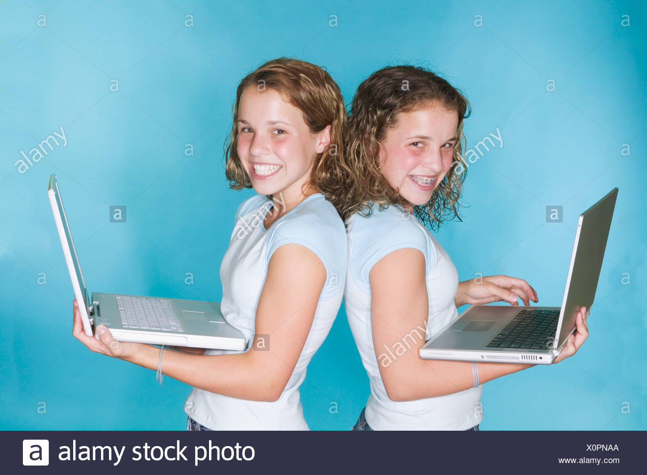 Teen Girls With Braces High Resolution Stock Photography and Images - Alamy