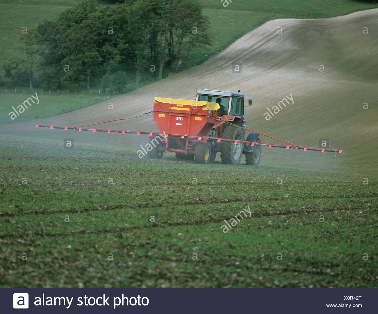 Fertilizer Spreader High Resolution Stock Photography and Images - Alamy