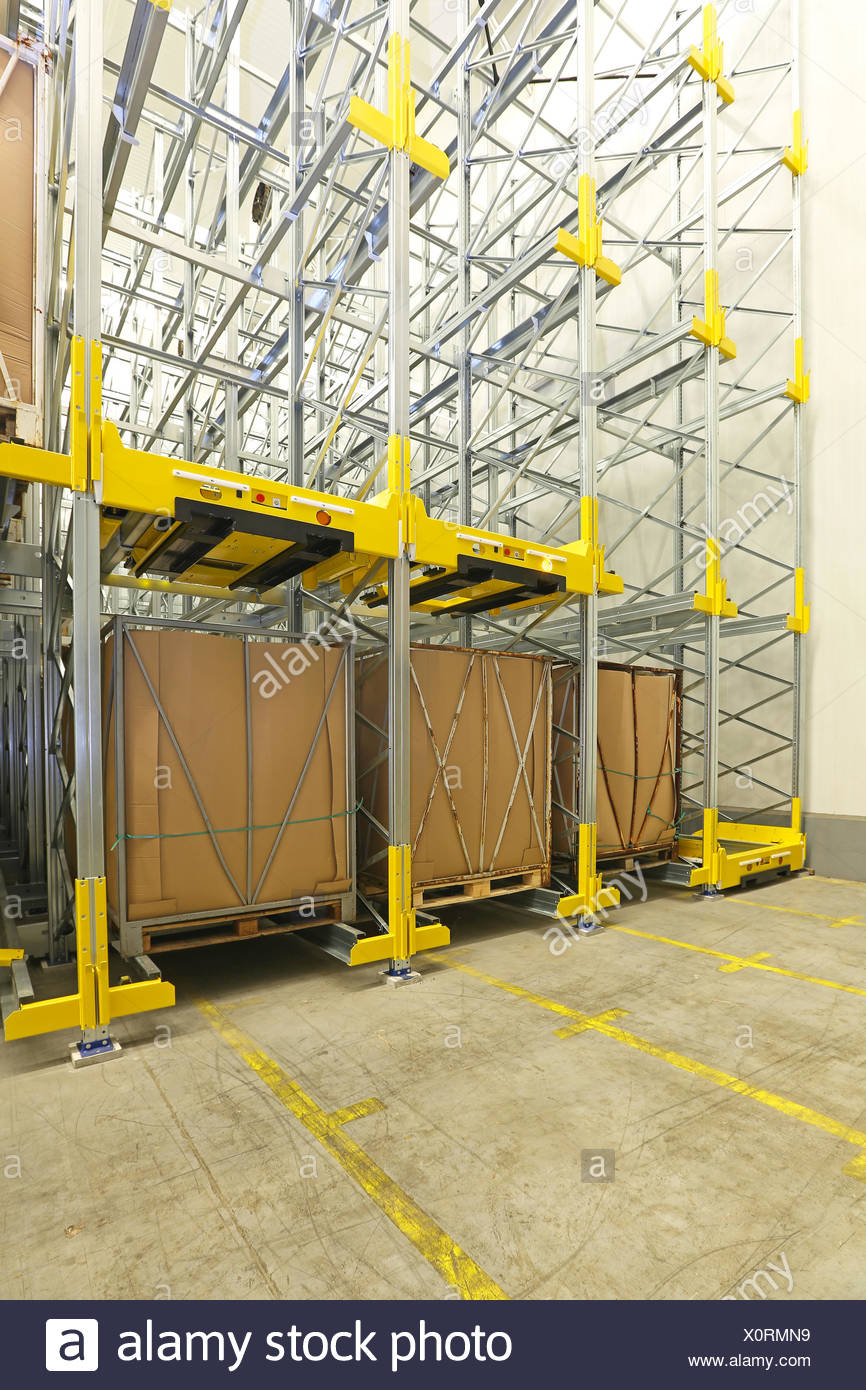 Warehouse Automation High Resolution Stock Photography and Images - Alamy