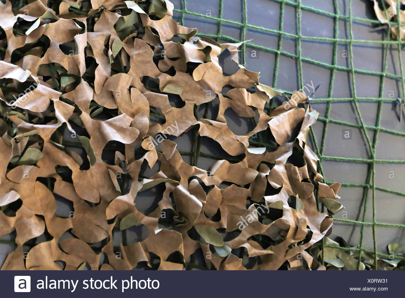 Camouflage Netting Stock Photos & Camouflage Netting Stock Images - Alamy
