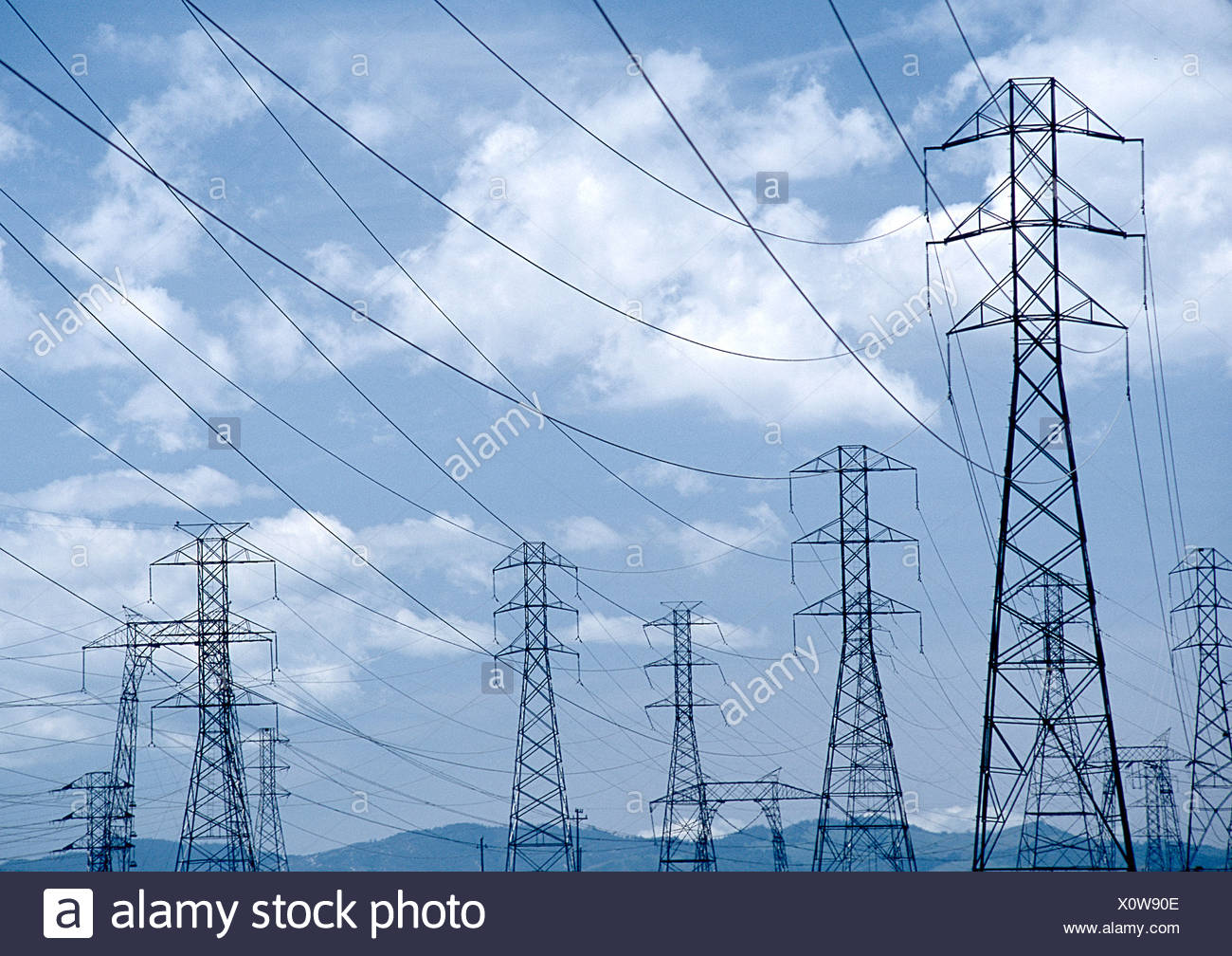 Wires Low Tension Electricity Stock Photos & Wires Low Tension ...