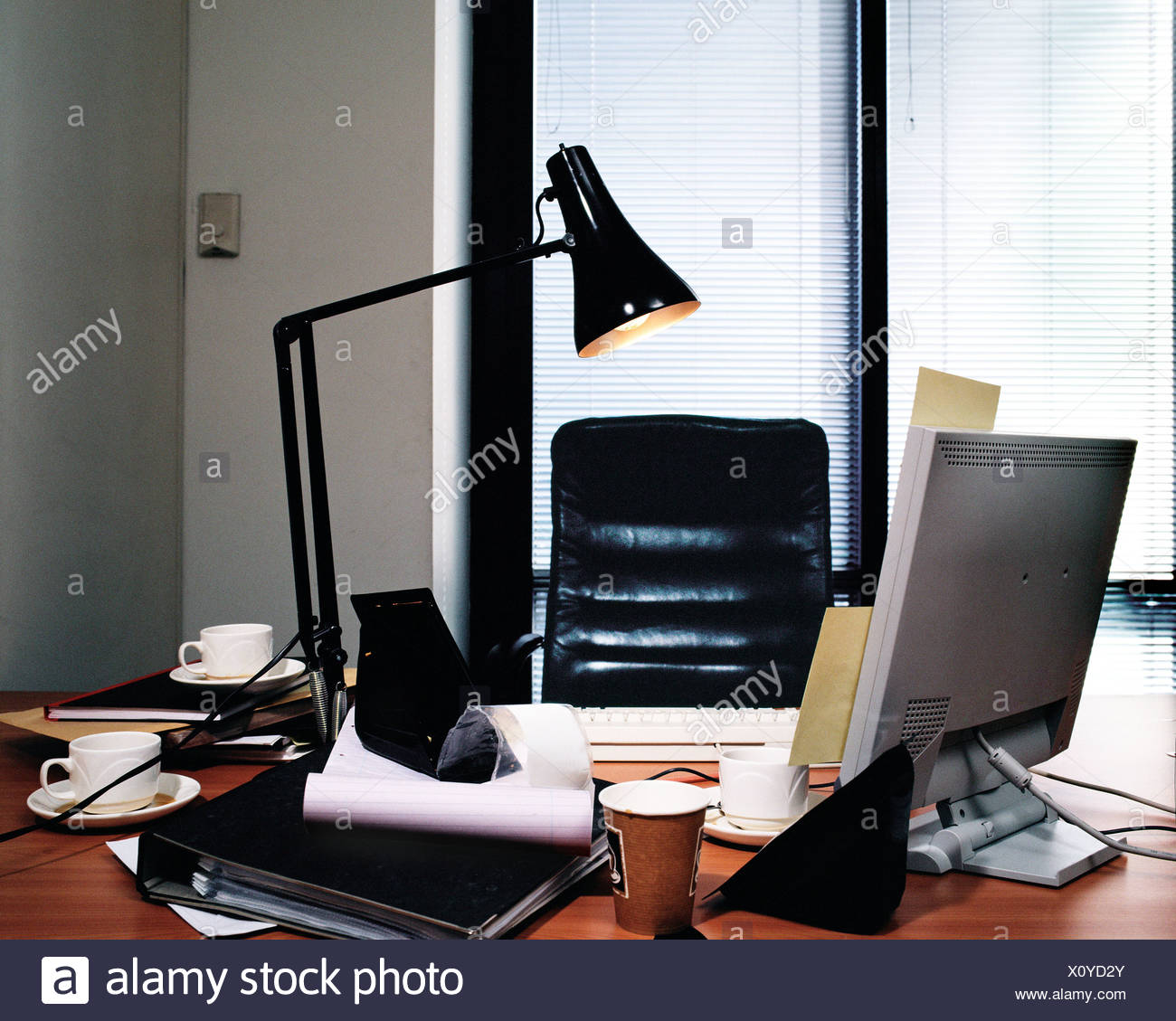 Messy Desk Stock Photos & Messy Desk Stock Images - Alamy