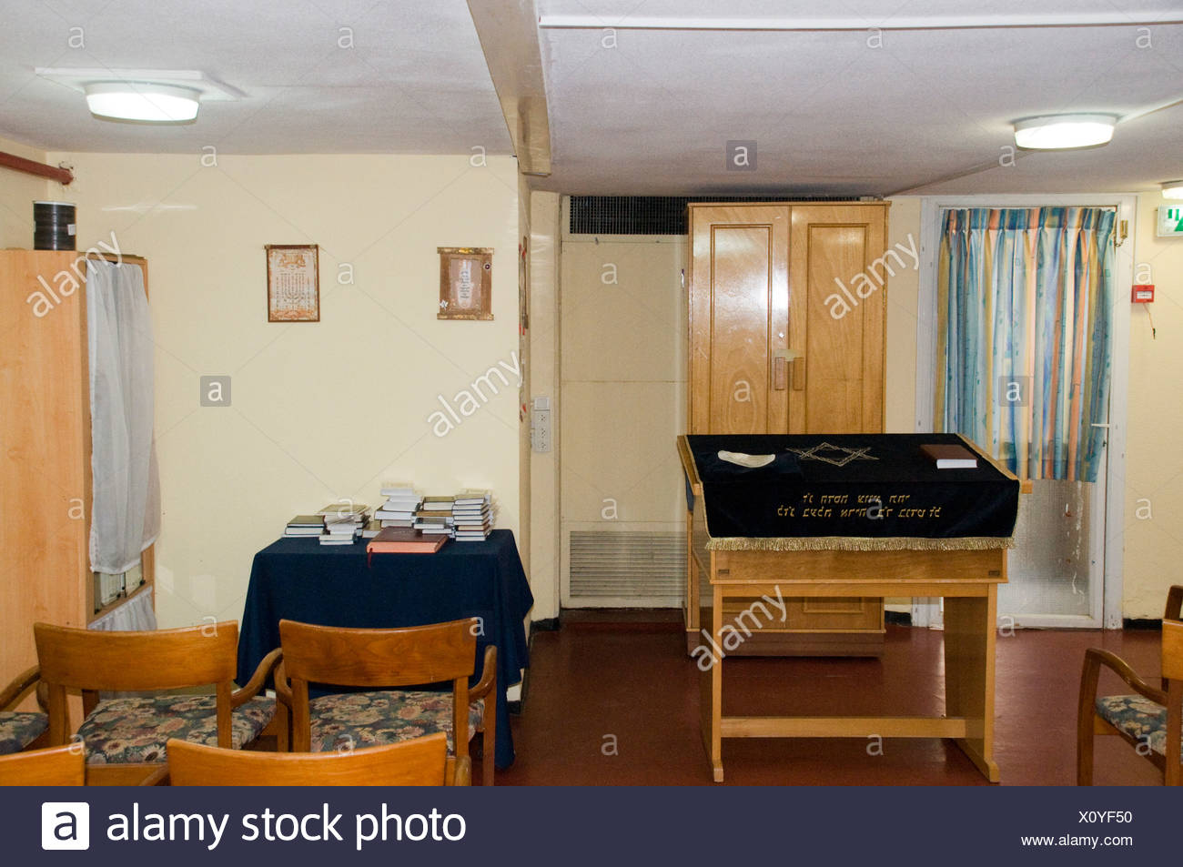 Small Synagogue High Resolution Stock Photography and Images - Alamy