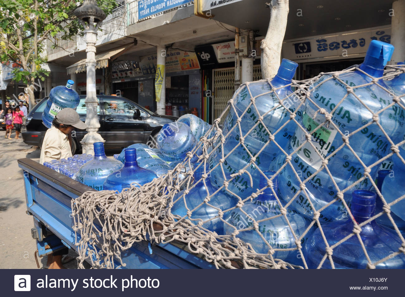 Mineral Water Delivery High Resolution Stock Photography and Images - Alamy