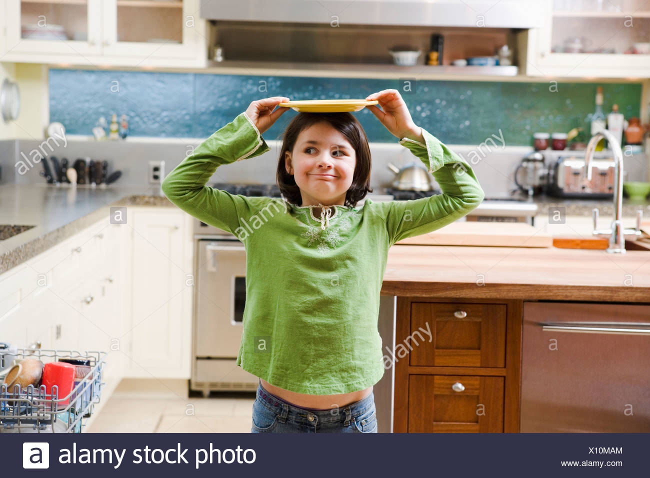 Balancing Plates Stock Photos & Balancing Plates Stock Images - Alamy