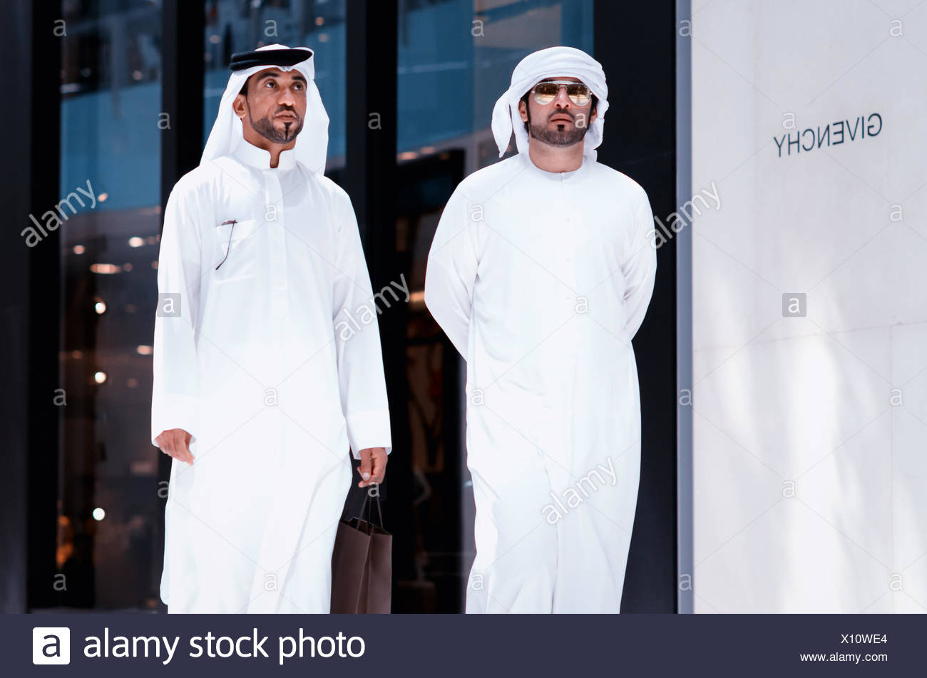 Arab Sheikhs High Resolution Stock Photography and Images - Alamy