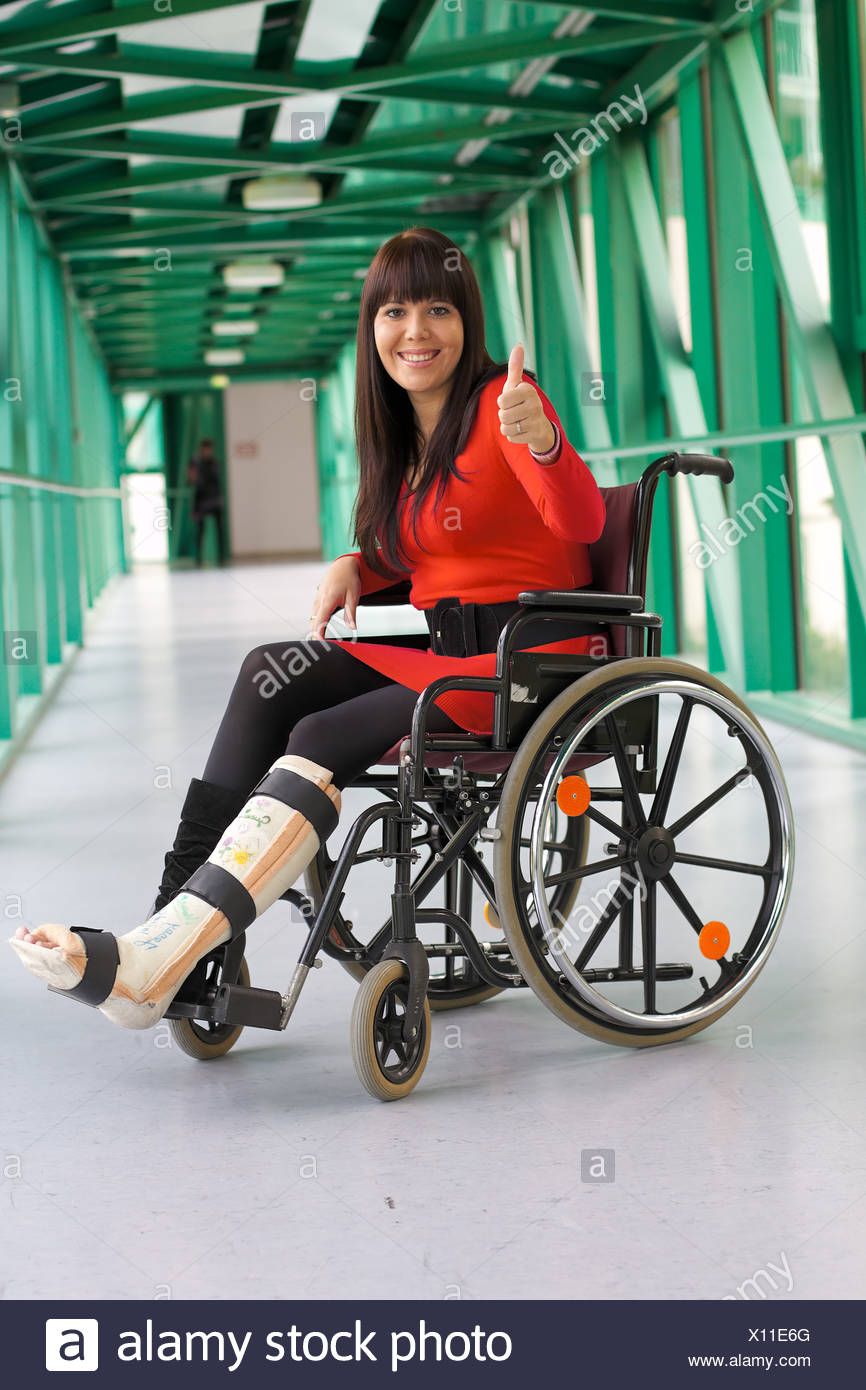 Woman Leg Cast High Resolution Stock Photography and Images - Alamy