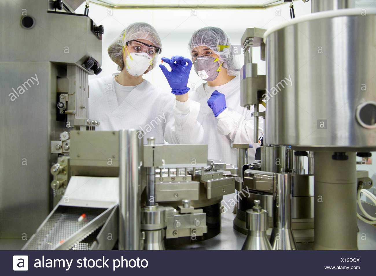 Encapsulating Stock Photos & Encapsulating Stock Images - Alamy