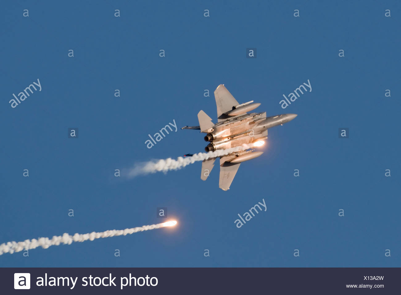 Strafing Stock Photos & Strafing Stock Images - Alamy