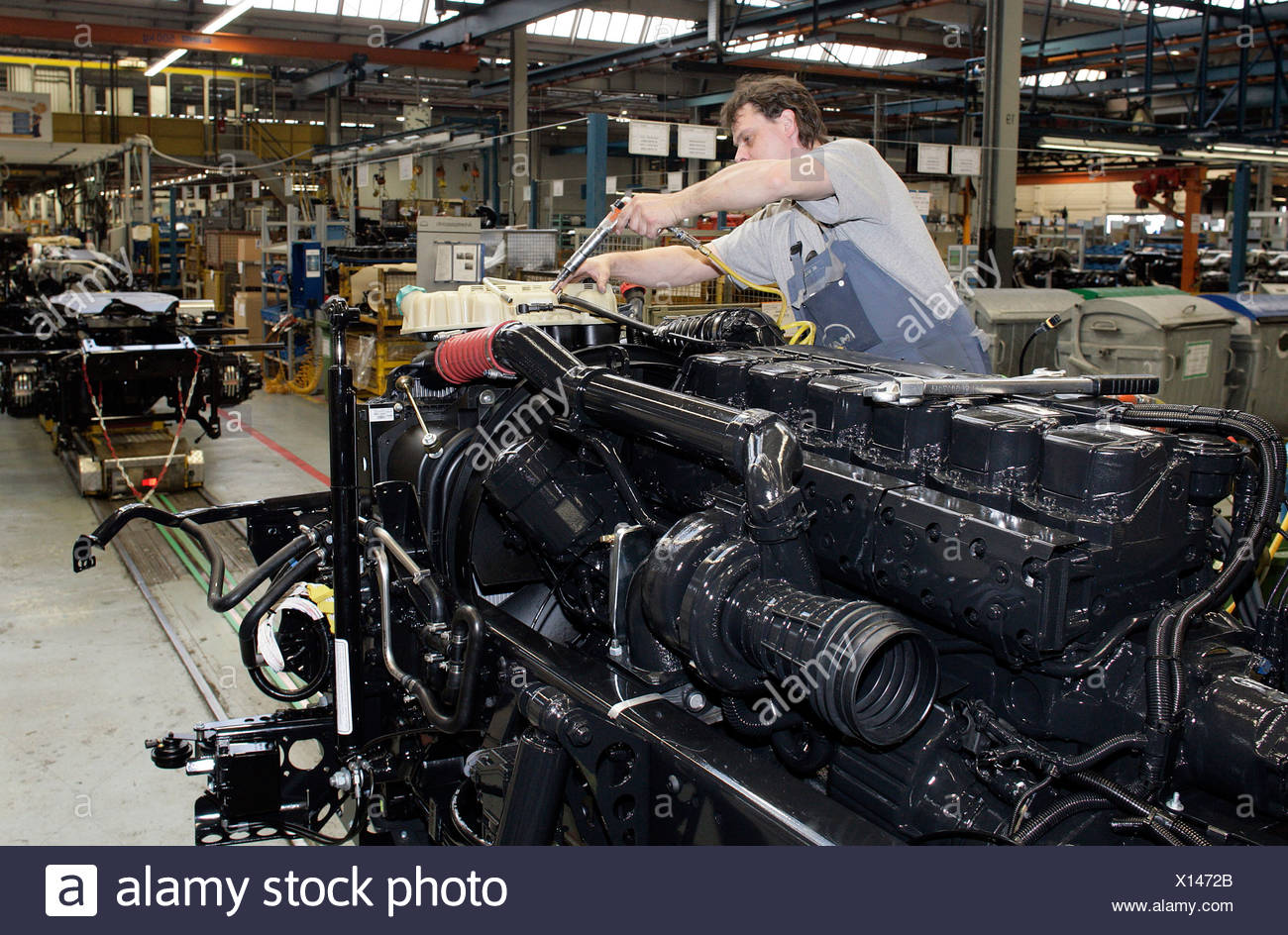 Commercial Motor Vehicle Industry High Resolution Stock Photography and ...