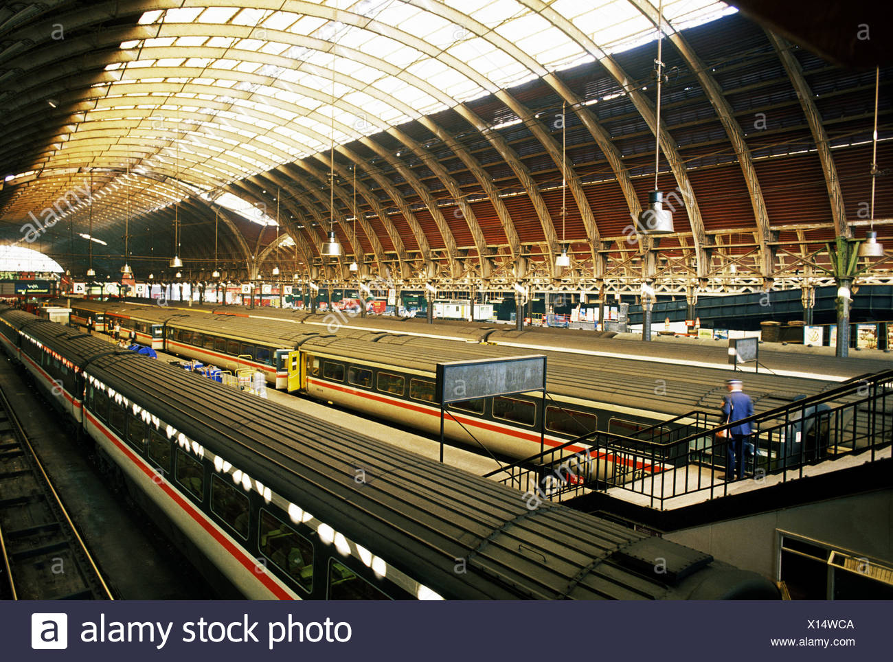 Paddington Roof High Resolution Stock Photography and Images - Alamy