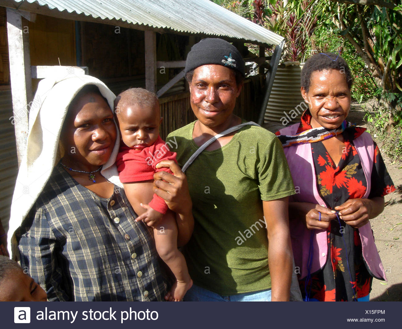 Papua New Guinea Tribe Family High Resolution Stock Photography and ...
