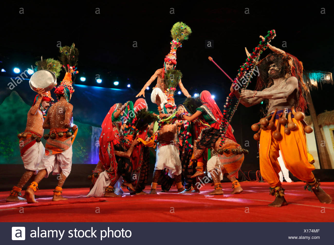 Rathwa High Resolution Stock Photography and Images - Alamy