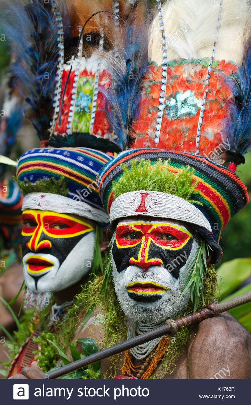 Papua New Guinea Head Dress High Resolution Stock Photography and ...