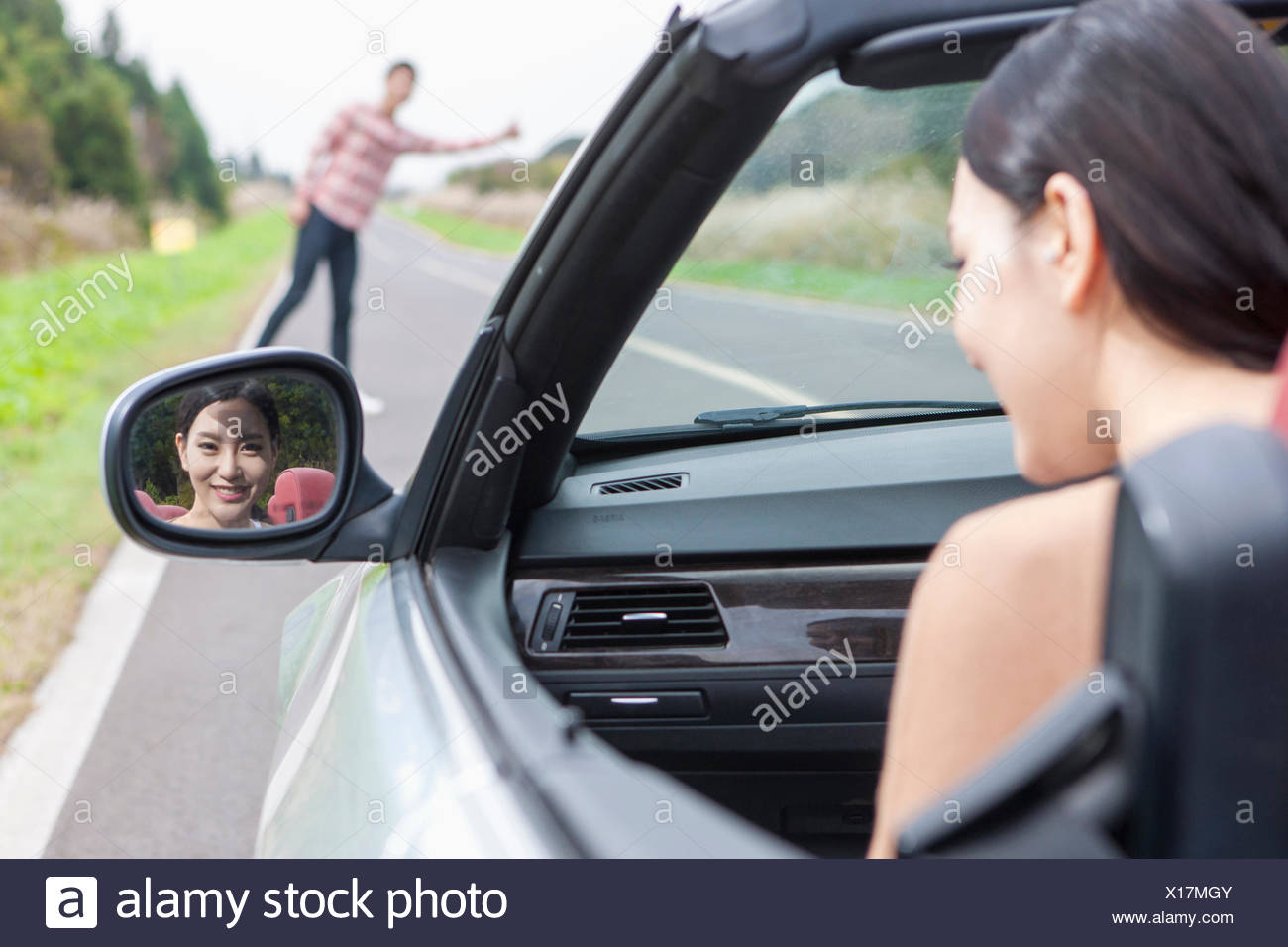 Hitchhiker Car Stock Photos & Hitchhiker Car Stock Images - Alamy
