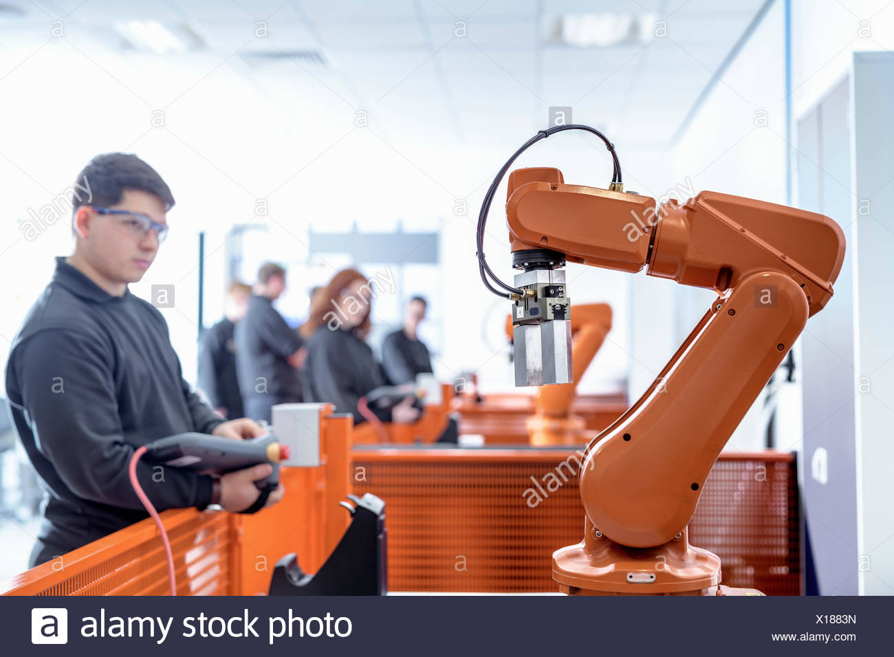 Small Robot High Resolution Stock Photography and Images - Alamy