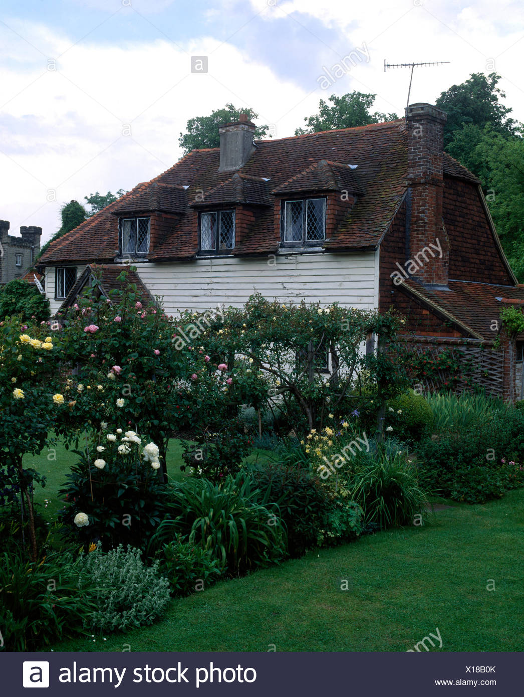 Dormer Cottage Stock Photos & Dormer Cottage Stock Images - Alamy