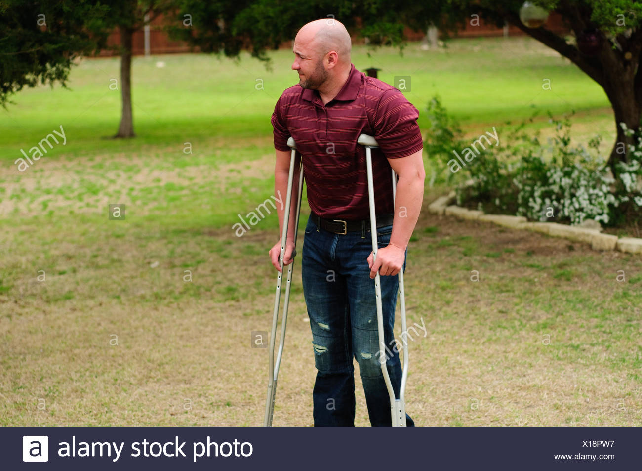 Man On Crutches High Resolution Stock Photography and Images - Alamy