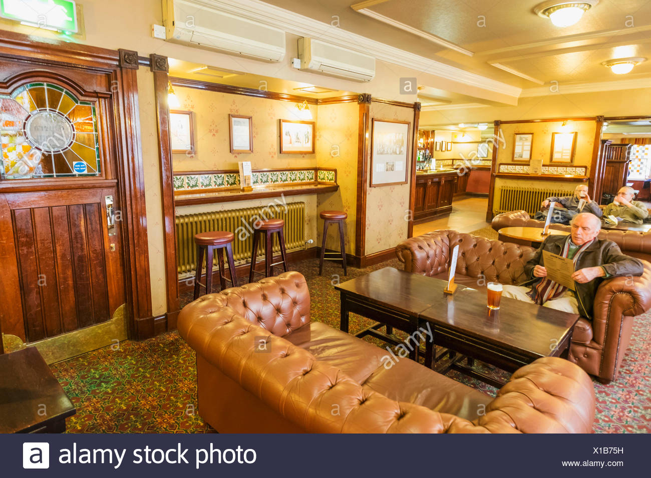 London Pub Stock Photos & London Pub Stock Images - Alamy