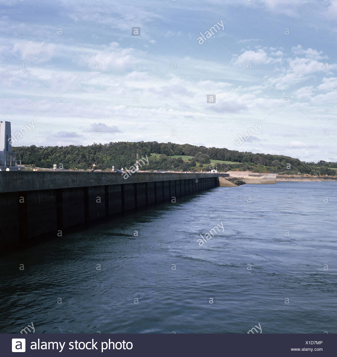 Embankment Dam High Resolution Stock Photography and Images - Alamy