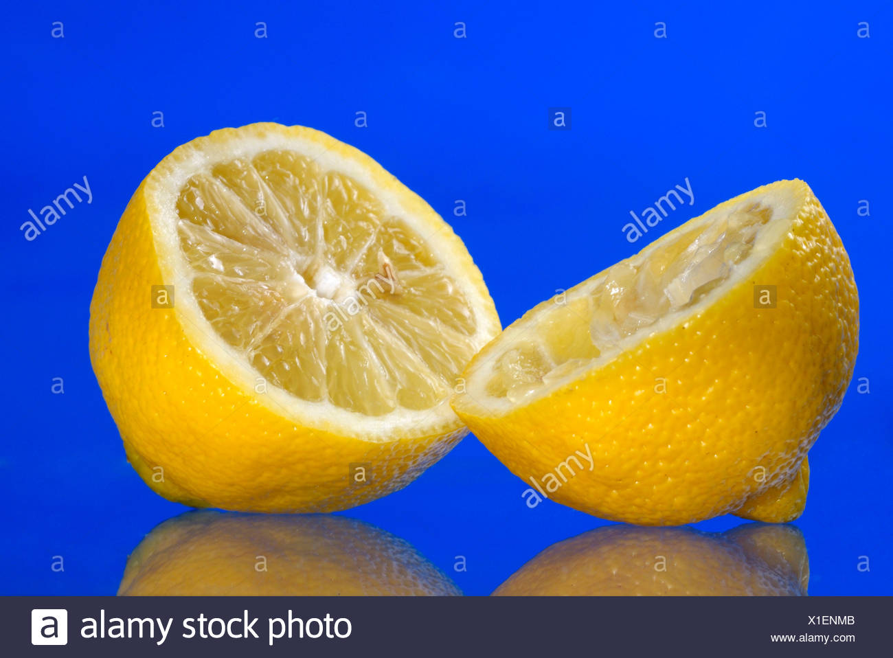 Lemon Being Squeezed High Resolution Stock Photography and Images - Alamy
