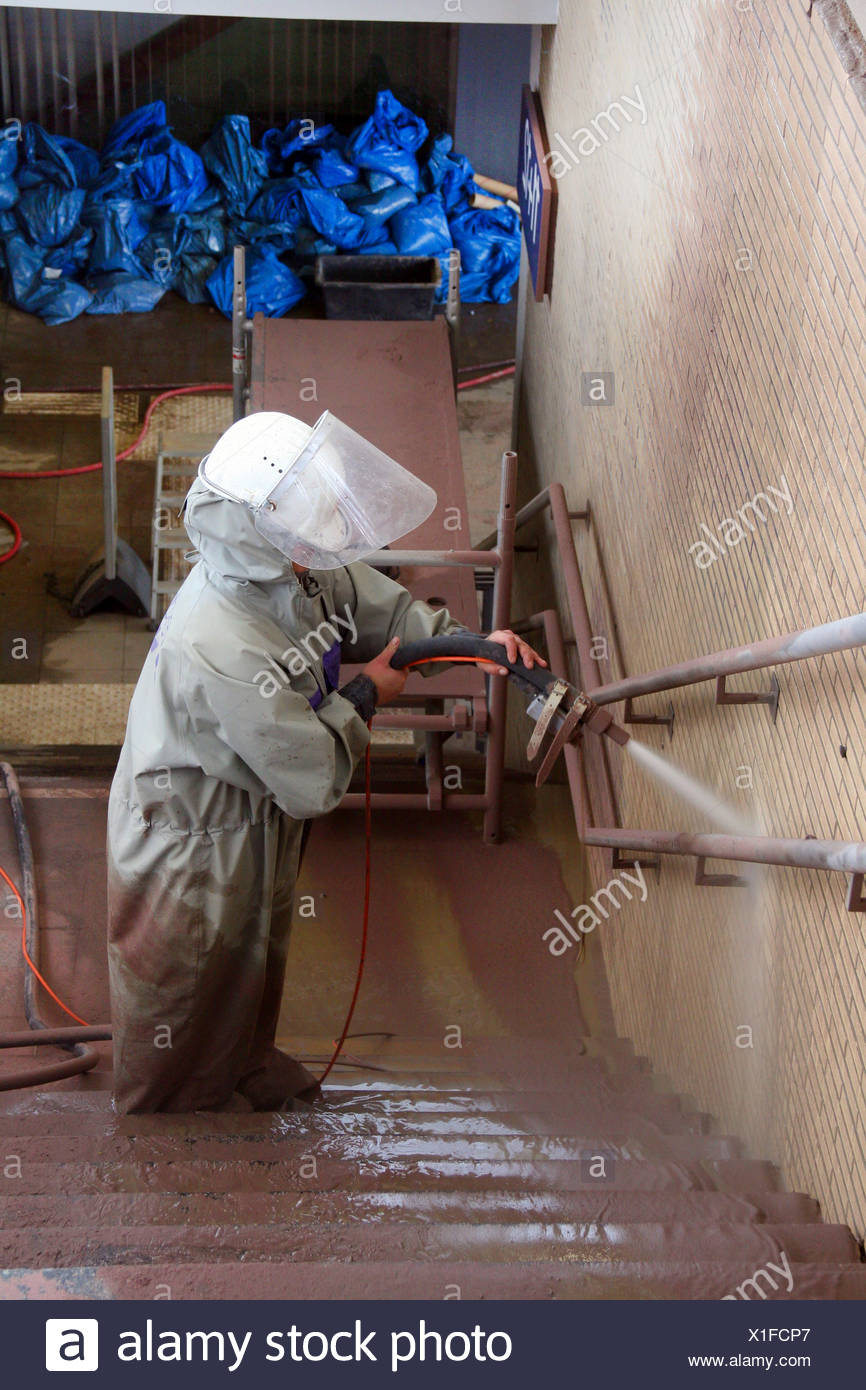 Sandblasting High Resolution Stock Photography and Images - Alamy