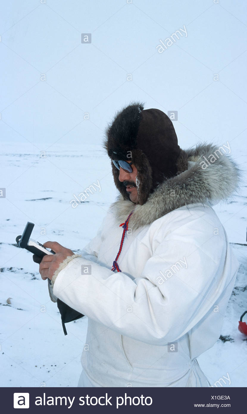 Inuit Alaska Hunting Stock Photos & Inuit Alaska Hunting Stock Images ...